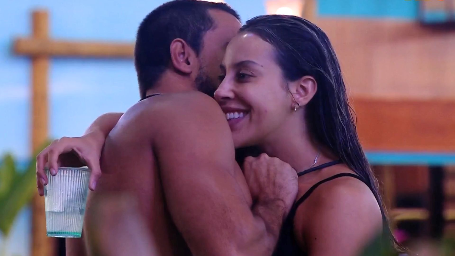 BBB 25: Maike surpreende Renata com declaração: 'Quero namorar'