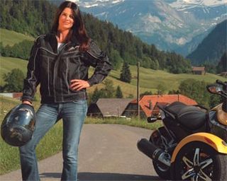 AVENTURA DE ANGELITA FEIJÓ NOS ALPES SUÍÇOS