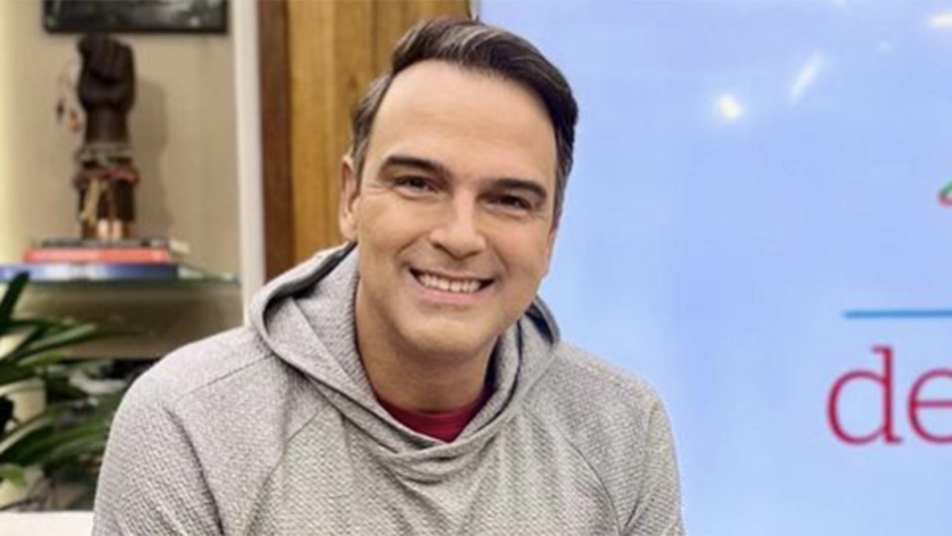 Veja a foto do bolo de aniversário diferentão de Tadeu Schmidt - CARAS ...