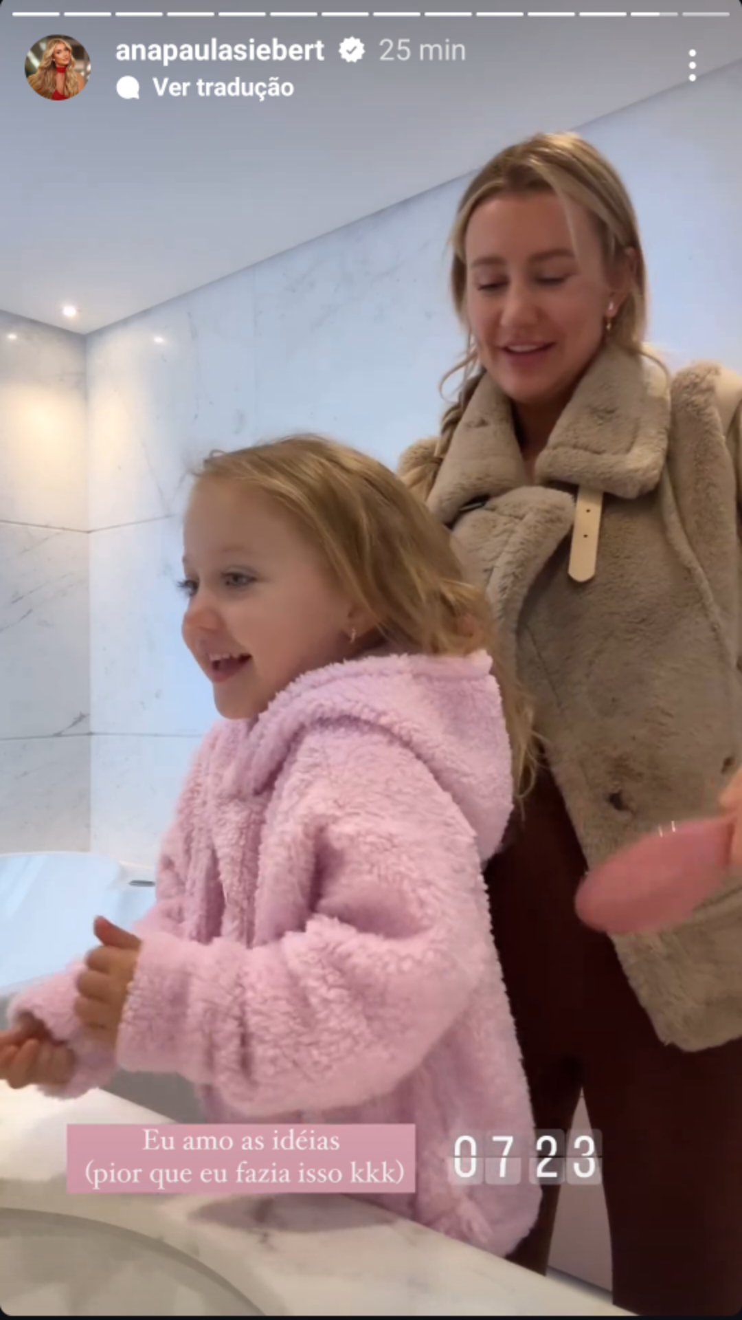 Ana Paula Siebert se surpreende com pedido da filha para a escola ...