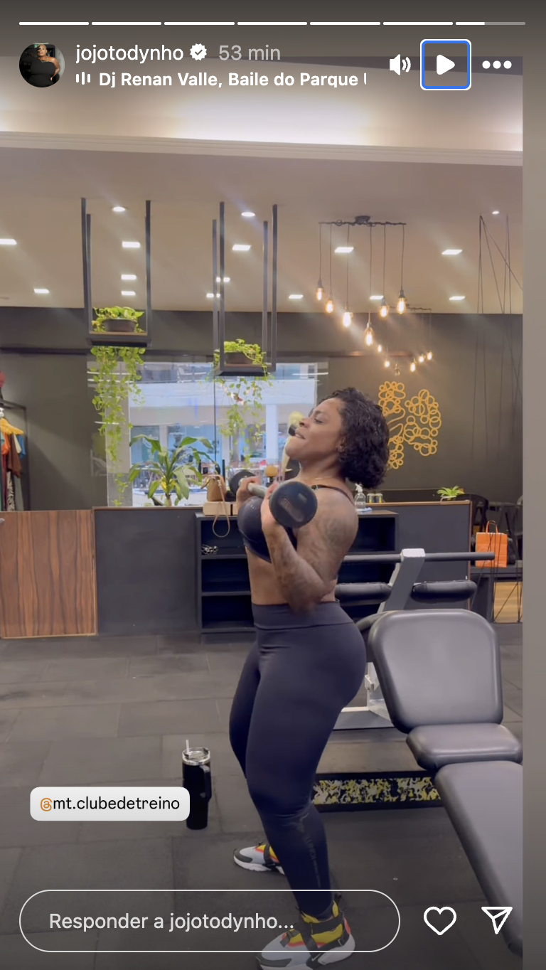 Jojo Todynho exibe o quanto sua barriga ficou reta após perder 80 kg ...