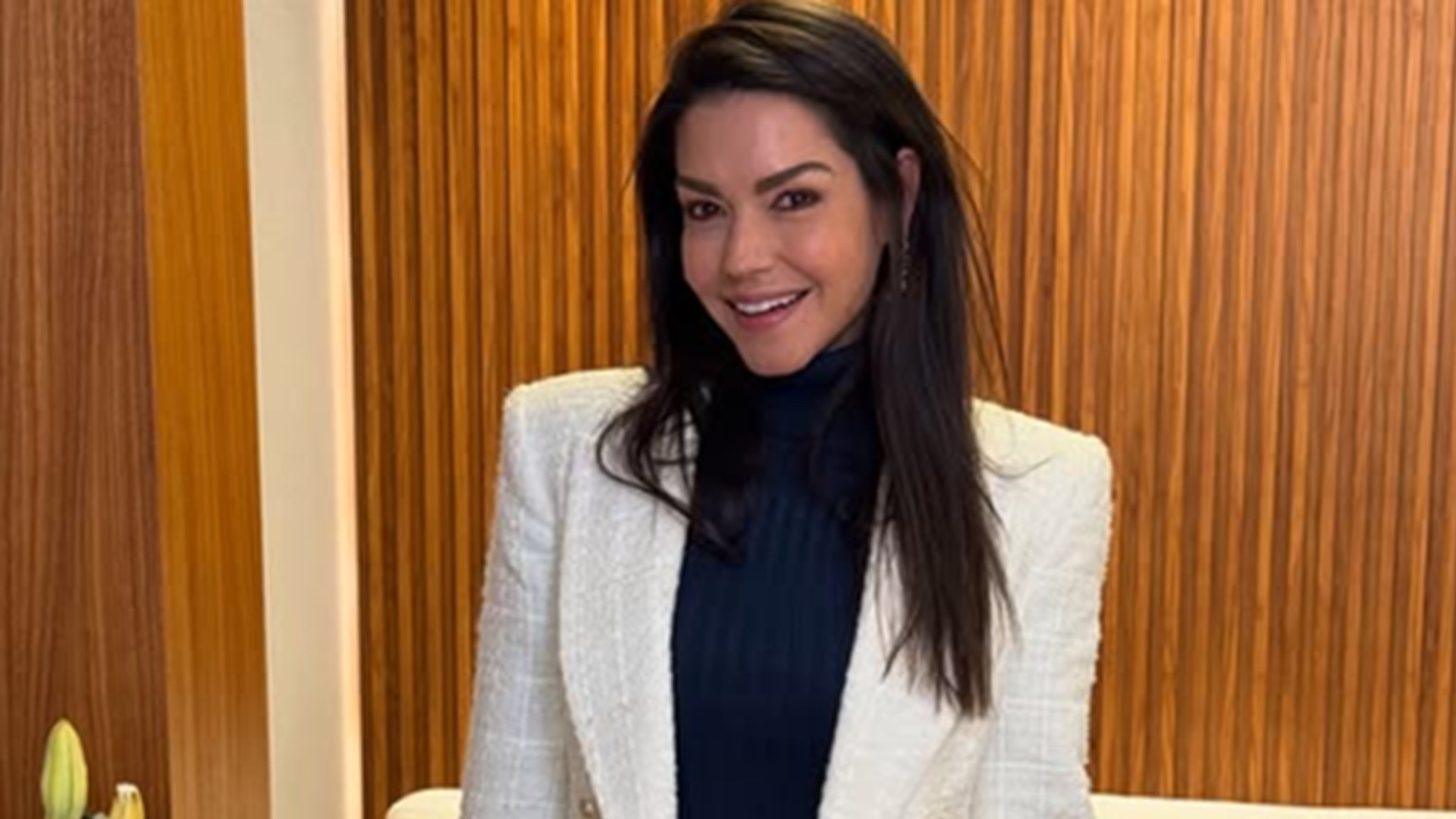 Thais Fersoza mostra o rosto após reação alérgica: 'Baita' - CARAS Brasil