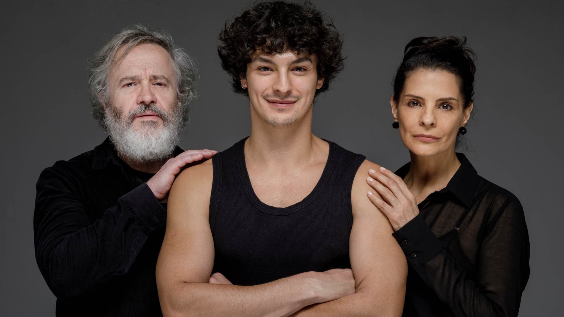 Mãe e filho fora e dentro de cena: Helena Ranaldi e Pedro Waddington ...