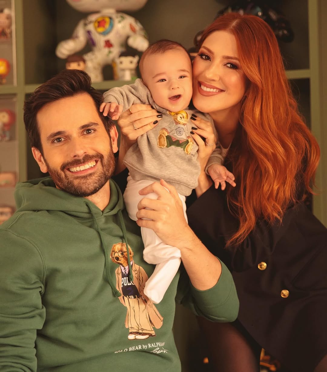 Dani Calabresa exibe nova foto do filho e semelhança chama atenção: ‘Tá ...
