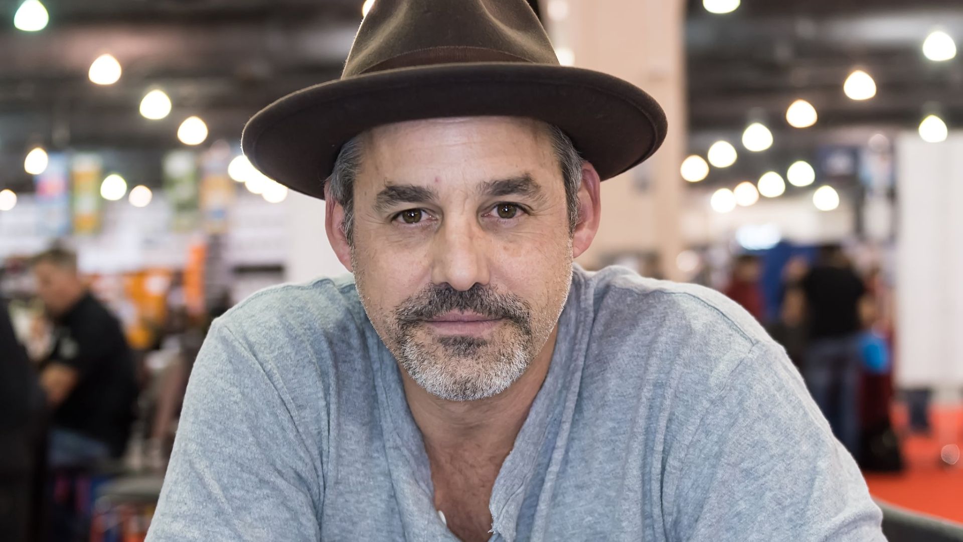Nicholas Brendon, astro de Buffy: A Caça-Vampiros, morre aos 54 anos ...