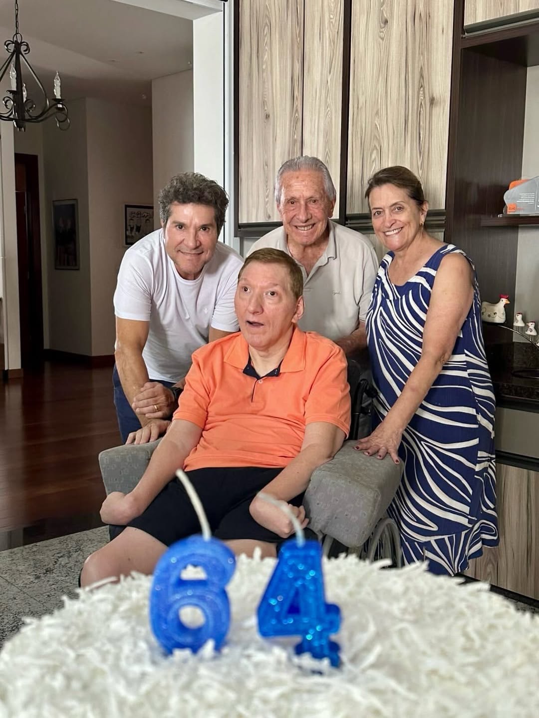 Daniel celebra aniversário de 64 anos do irmão com fotos raras: 'Anjo ...