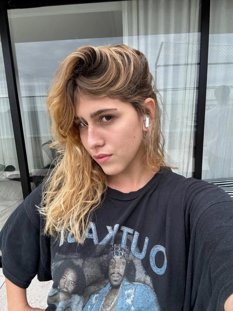 Aos 18 anos, filha de Marcos Palmeira chama atenção em novas fotos ...
