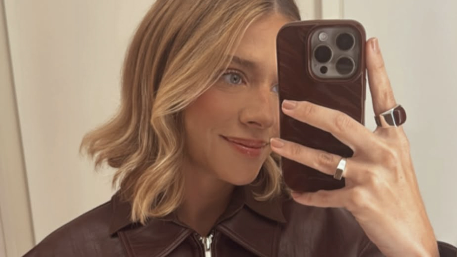 Aos 37 anos, ex-atriz da Globo se interna sob sedação para fazer “combo ...