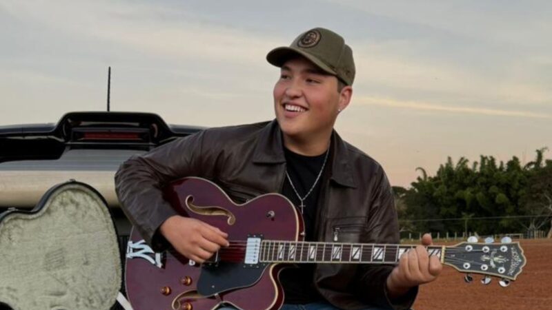 Filho de sertanejo famoso estreia na música com country blues aos 19 ...