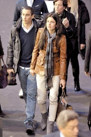 Princesa Charlotte e Alex - CARAS Brasil