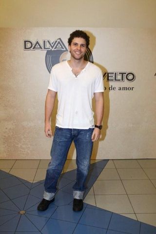 Thiago Fragoso: corrida e boa forma - CARAS Brasil