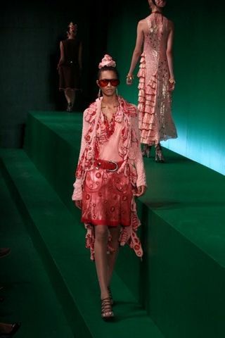 Galeria de fotos: Isabela Capeto no SPFW - CARAS Brasil