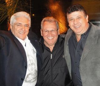 Agenda: Encontro de amigos - CARAS Brasil