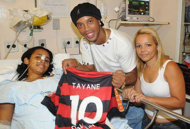 Ronaldinho Criancas Ronaldinho E A Emotiva “Carta Para Mim Mesmo