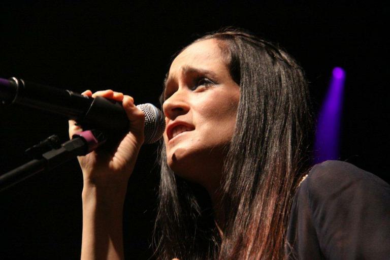 Julieta Venegas se apresenta no Rio - CARAS Brasil