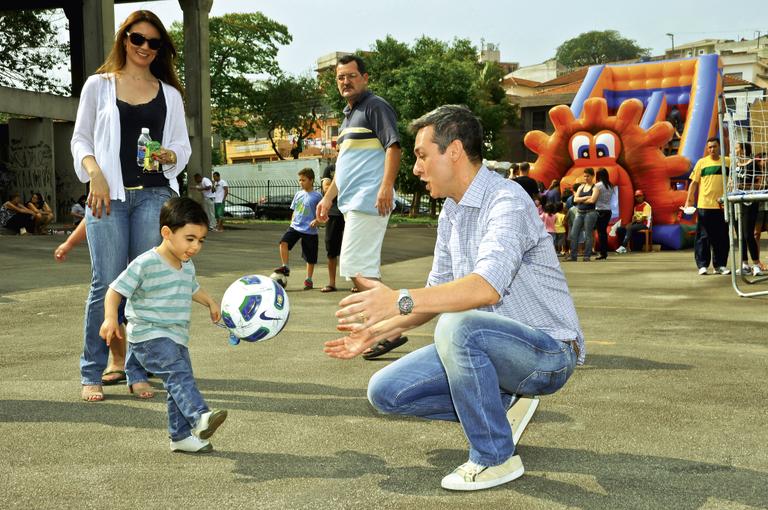 Nivaldo Prieto participa de projeto solidário em SP - CARAS Brasil