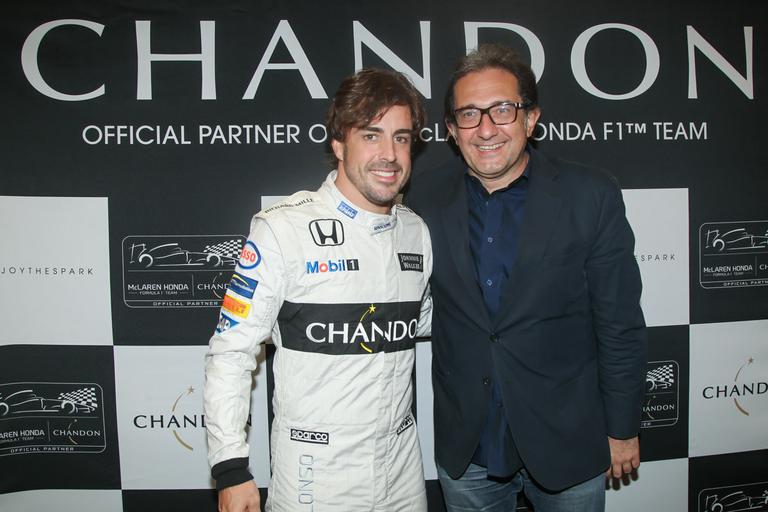 Fernando Alonso e Marco Scabia participam de evento em São Paulo ...