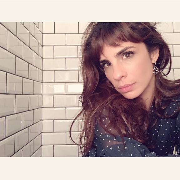 Em Madri, Maria Ribeiro assume novo namorado e publica primeira foto ...