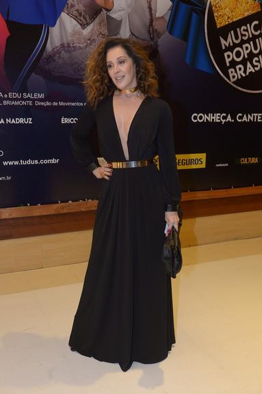 Mais de 1,78m! Confira quanto medem as 20 famosas mais altas - CARAS Brasil
