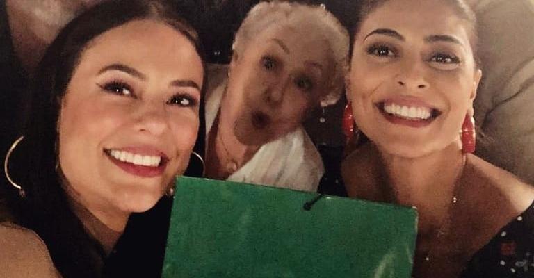 Ao encontrar pasta de Maria da Paz, Juliana Paes não se aguenta e fala ...